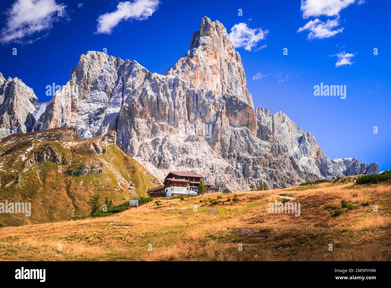 Dolomites Mountains, Sudtirol in Italy. Breathtaking autumn scene of ...