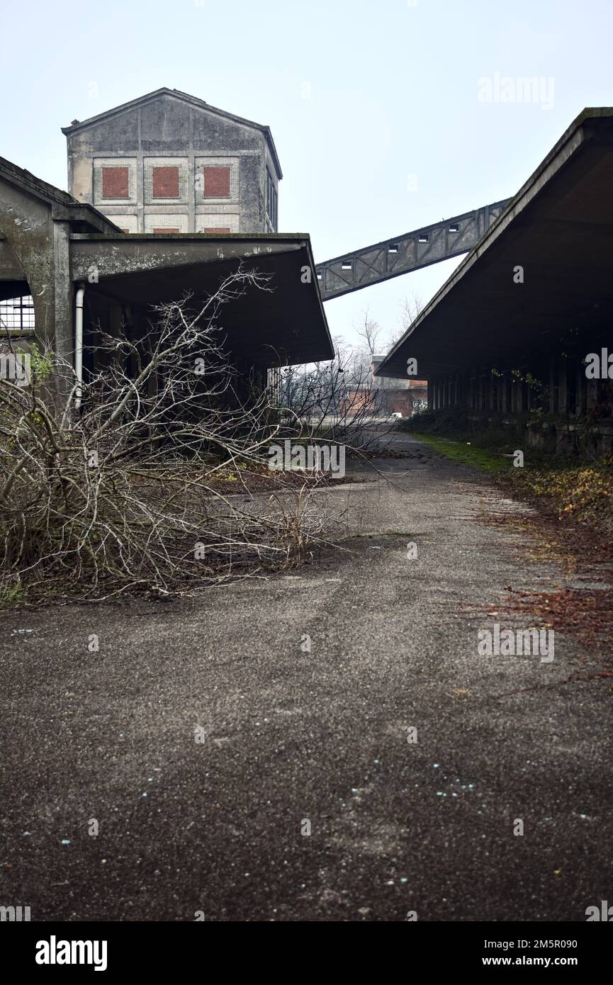 Porch on the outside of an abandoned warehouse on a cloudy day Stock ...