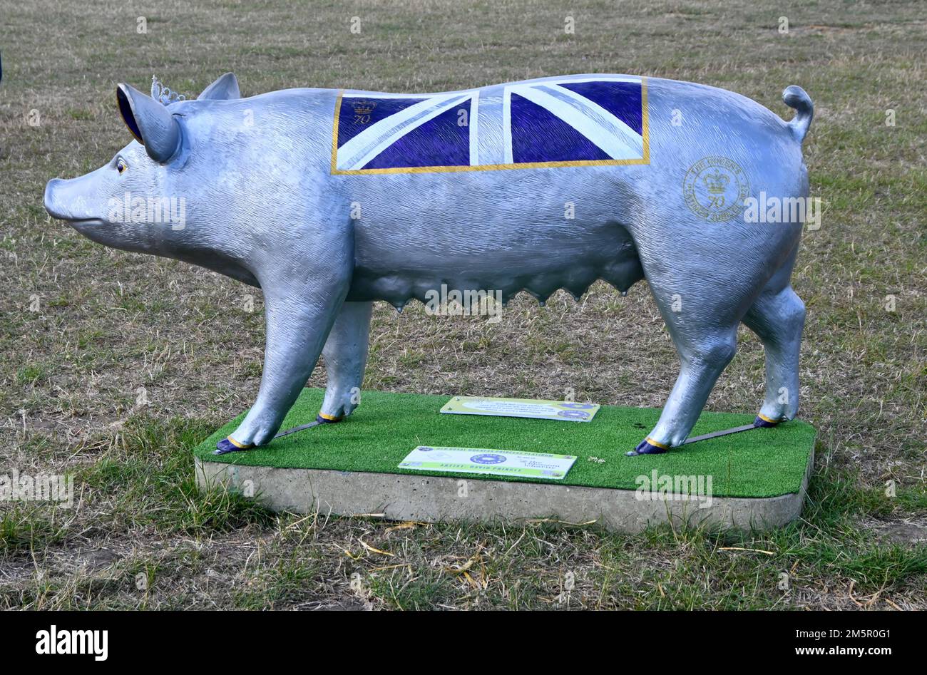 sculpture by david pringle for the blossom charity Stock Photo - Alamy