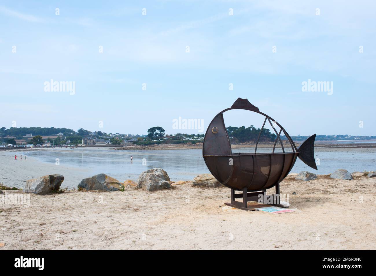 León de metal hi-res stock photography and images - Alamy