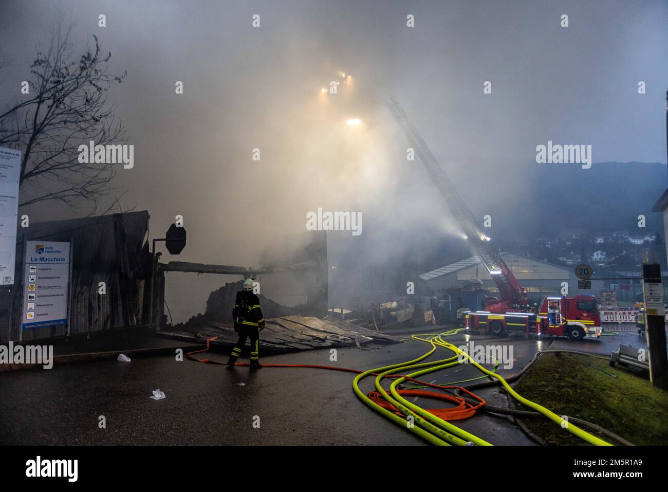 Wehr, Germany. 30th Dec, 2022. The basket of a turntable ladder stands ...
