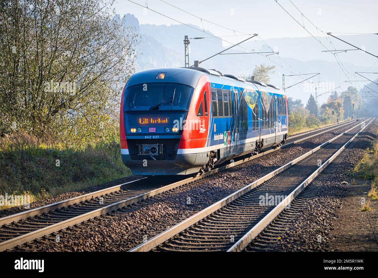 A railcar class 642 (642 037) regional train, Siemens-Desiro family manufactured by Siemens ...