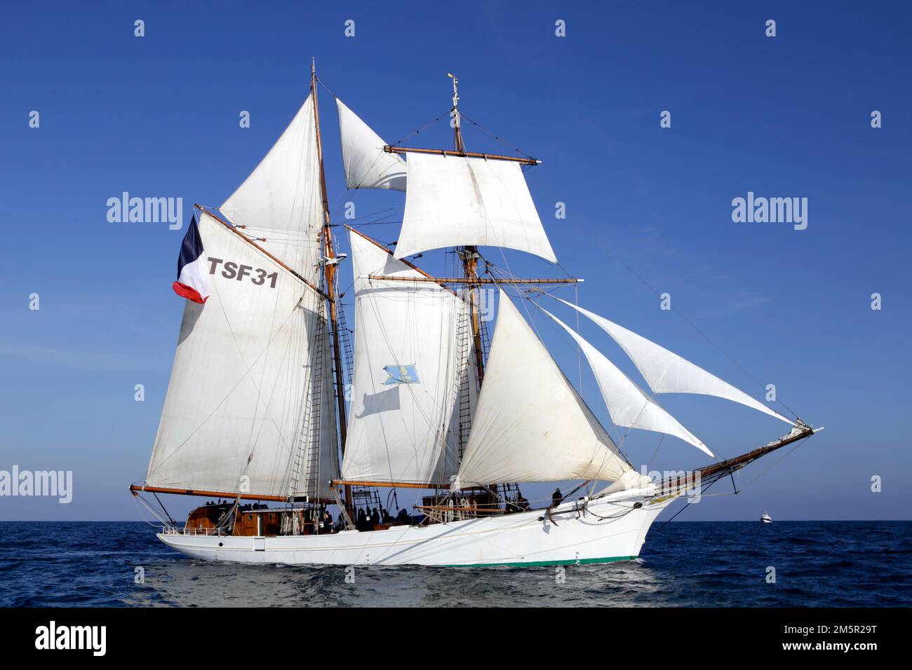 French Navy schooner Etoile, Torbay race start, 2017 Stock Photo - Alamy