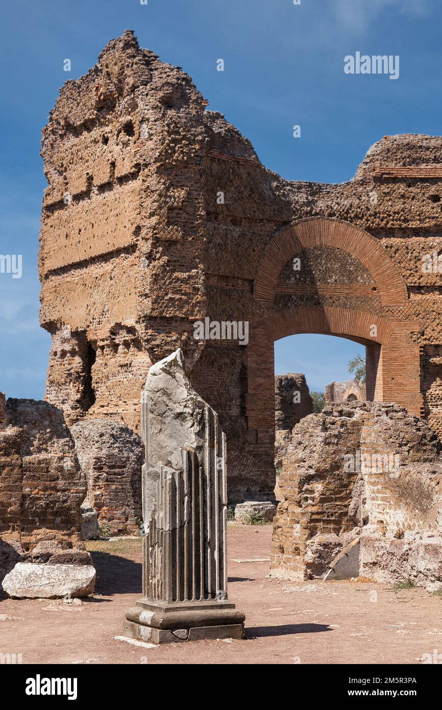 Broken column and brick arch of the Large Baths Hadrian’s Villa Tivoli ...