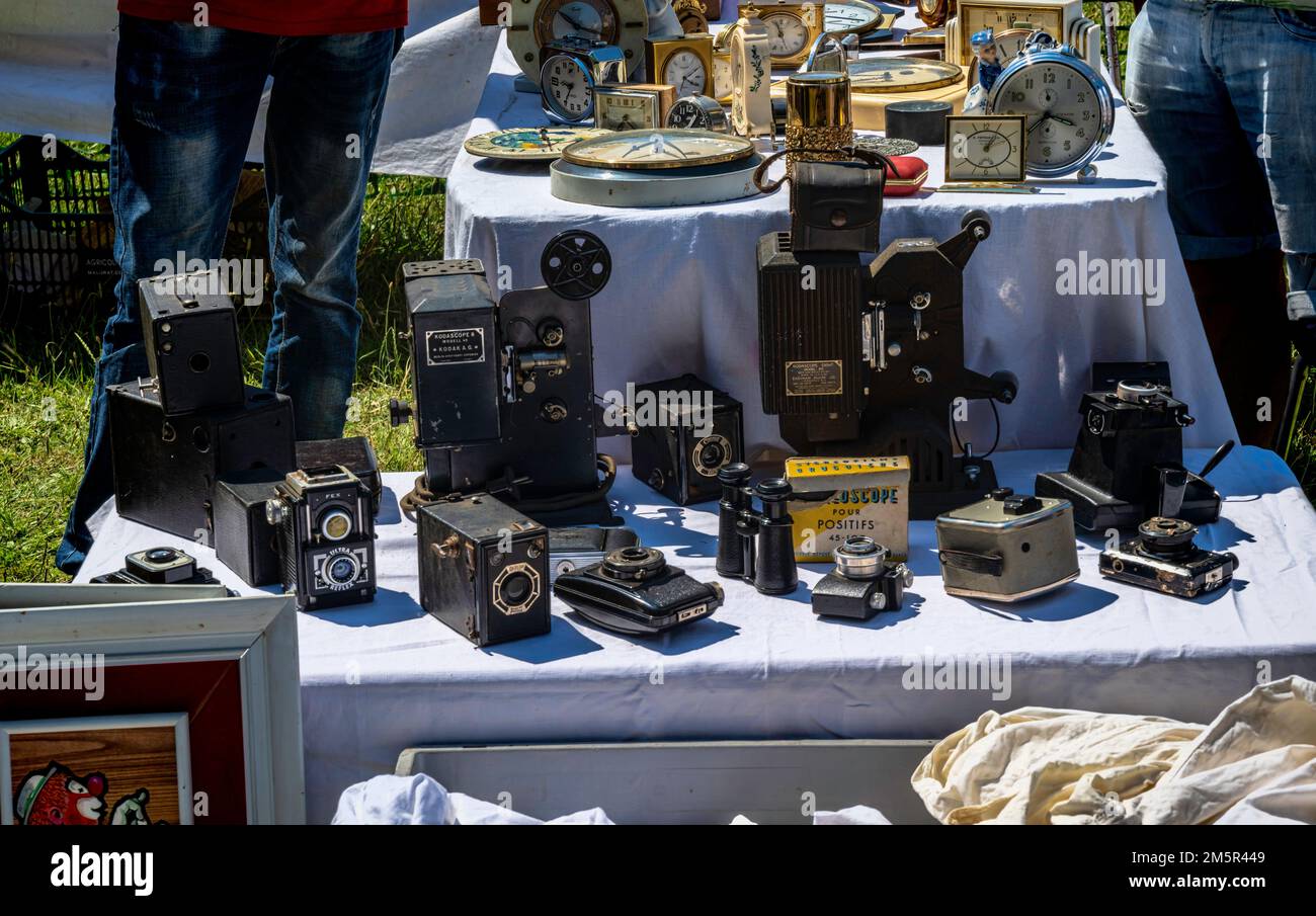 Antiques fair in Cardedeu, Barcelona, Catalonia, Spain Stock Photo - Alamy
