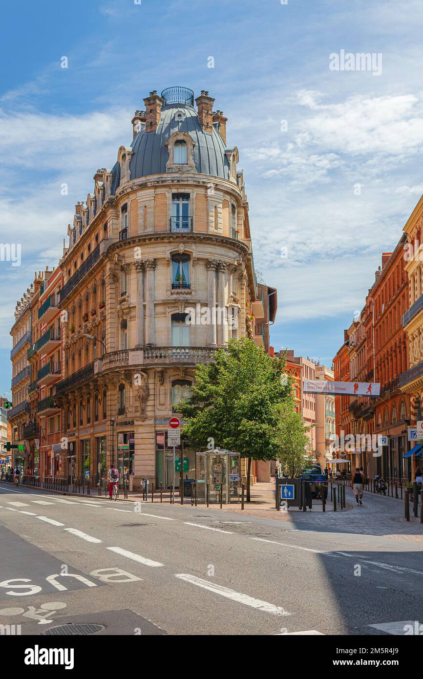 Toulouse pink brick france hi-res stock photography and images - Alamy