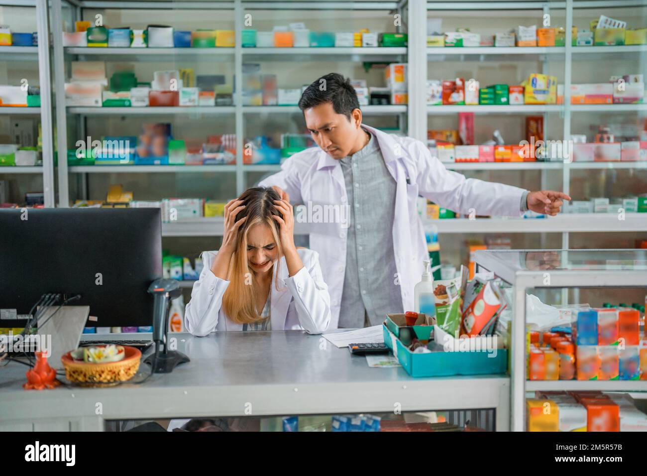 Mishandling hi-res stock photography and images - Alamy