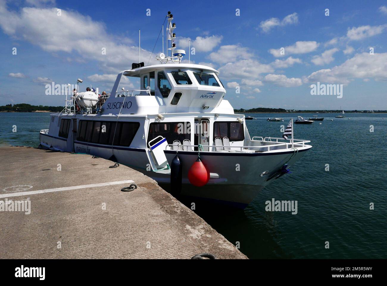 Ile d'Arz, pier at pointe du Béluré, Golfe du Morbihan, Morbihan ...