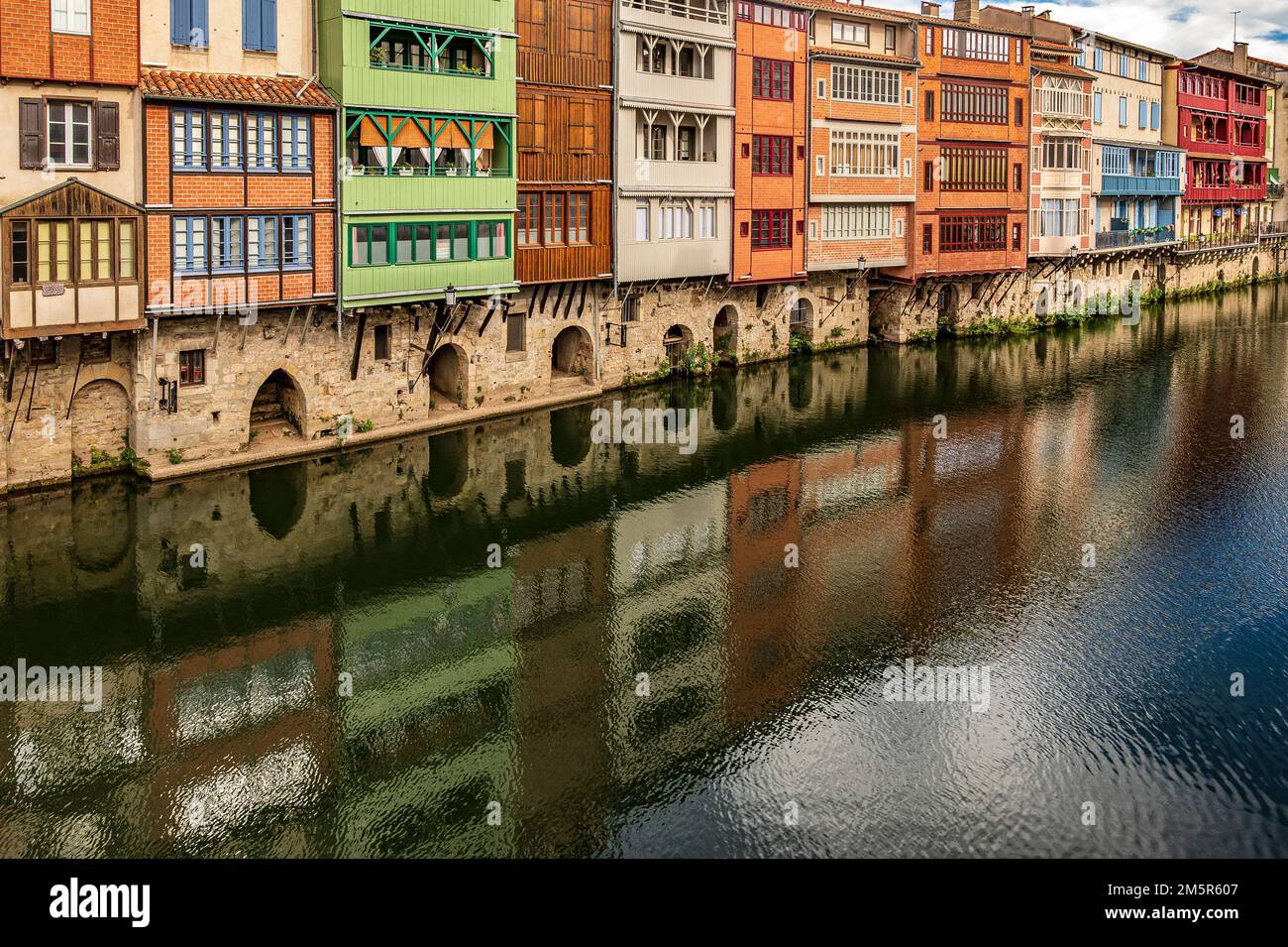 Detail of the traditional houses bordering the Agout river in Castres ...