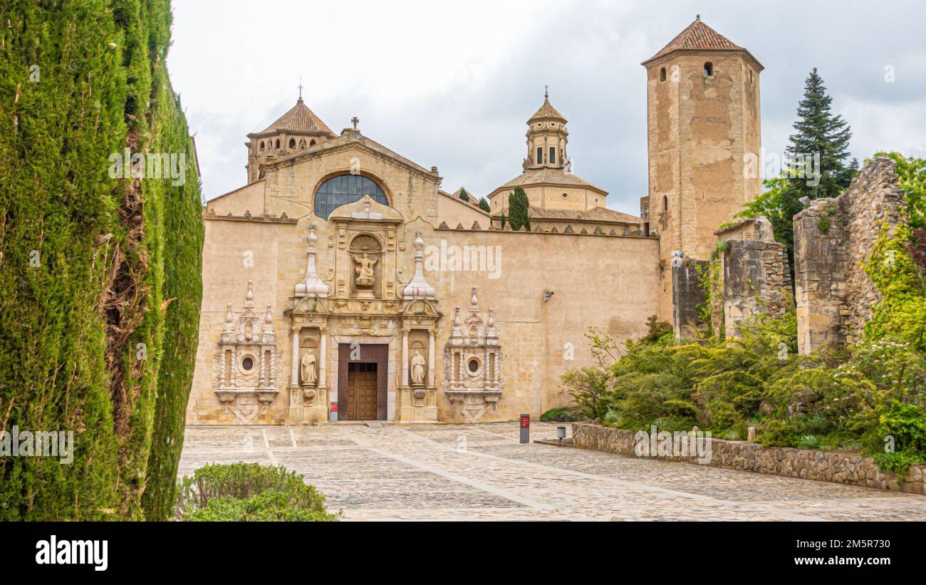 View on entry gate of monastery of Poblet in Spain Stock Photo - Alamy View on entry gate of monastery of Poblet in Spain Stock Photo - Alamy