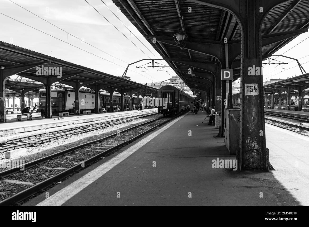 Train at Bucharest North Railway Station (Gara de Nord Bucharest ...