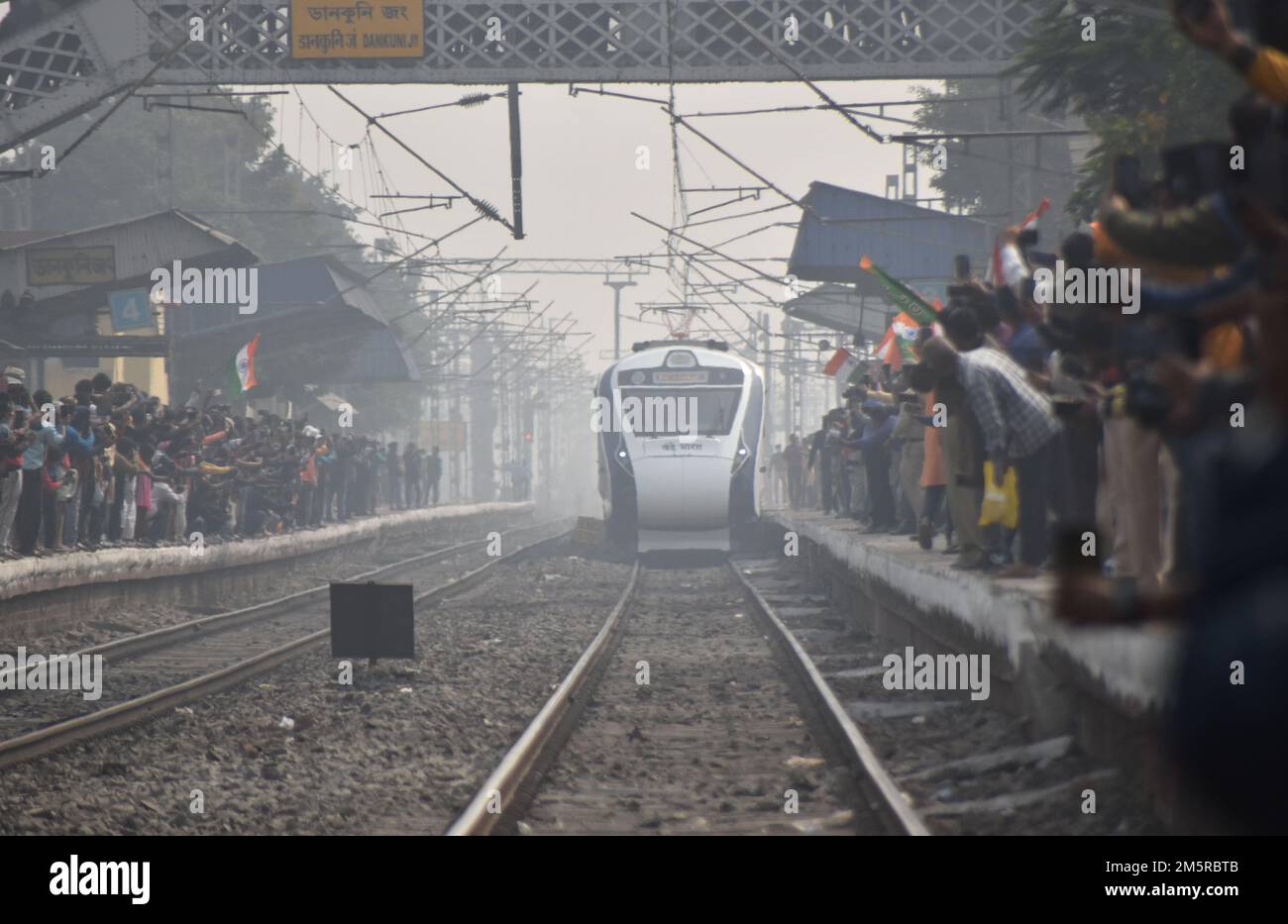 Kolkata, West Bengal, India. 30th Dec, 2022. Vande Bharat express ...