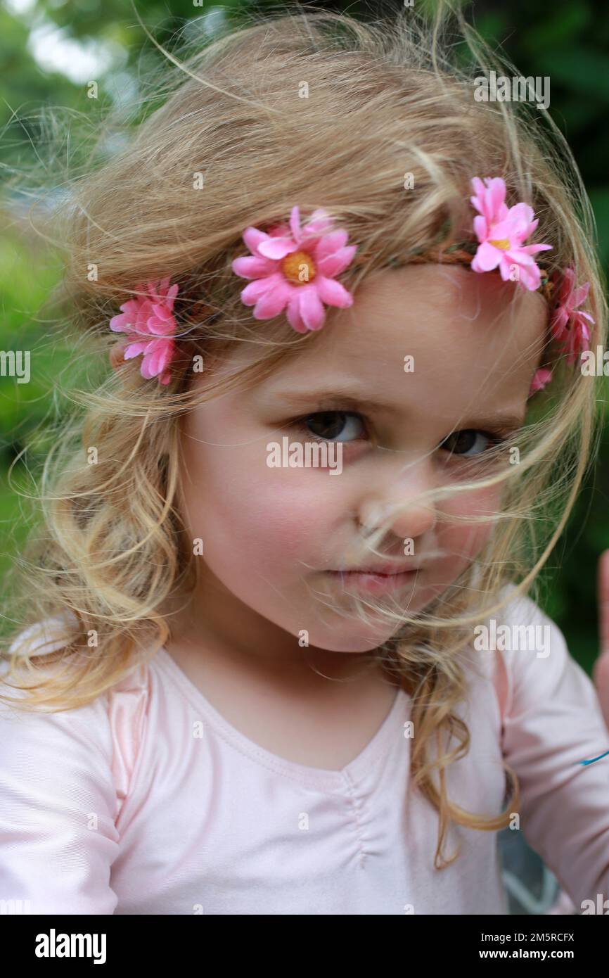 Beautiful year old girl curly hi-res stock photography and images - Alamy
