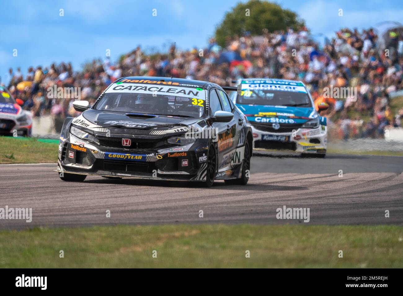 BTCC British Touring Car Championship Truxton Round 22 Stock Photo - Alamy