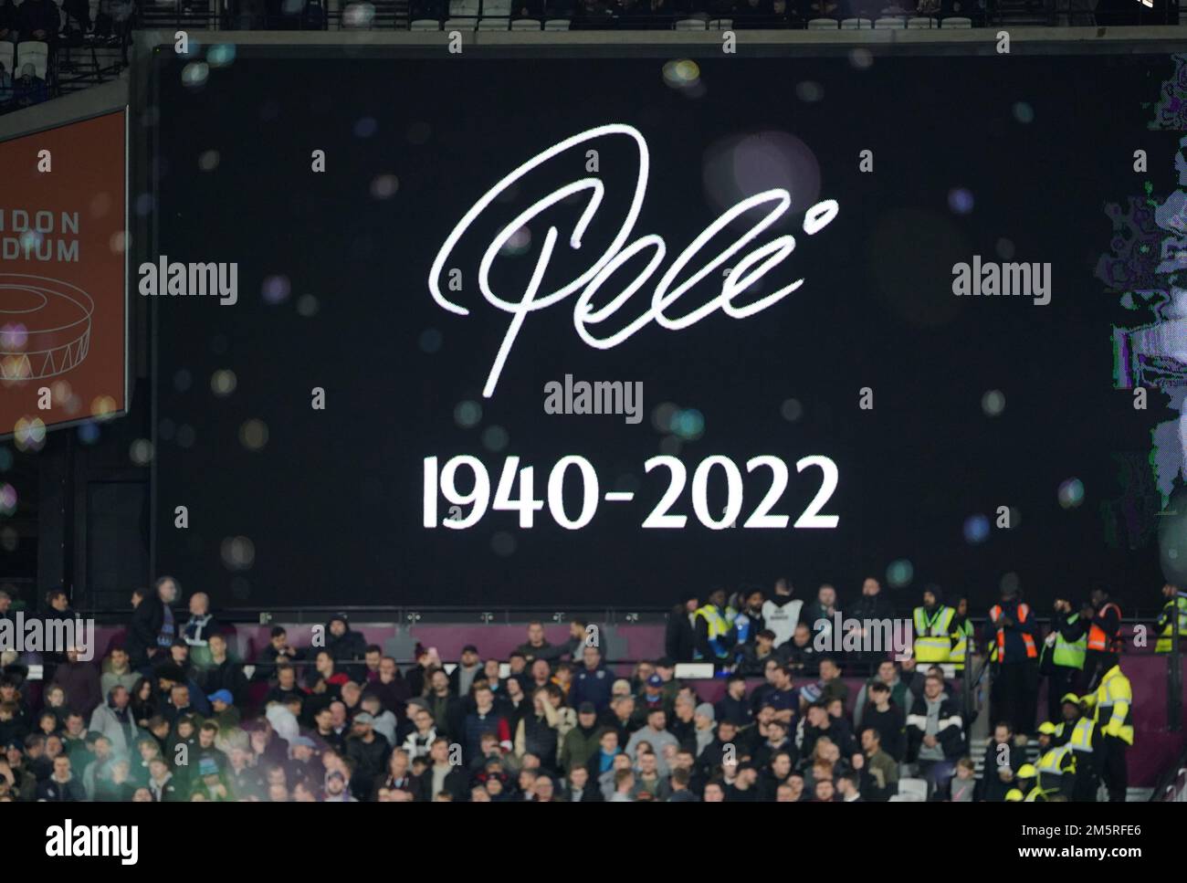 A tribute on the big screen in memory of Brazil legend Pele, who died ...