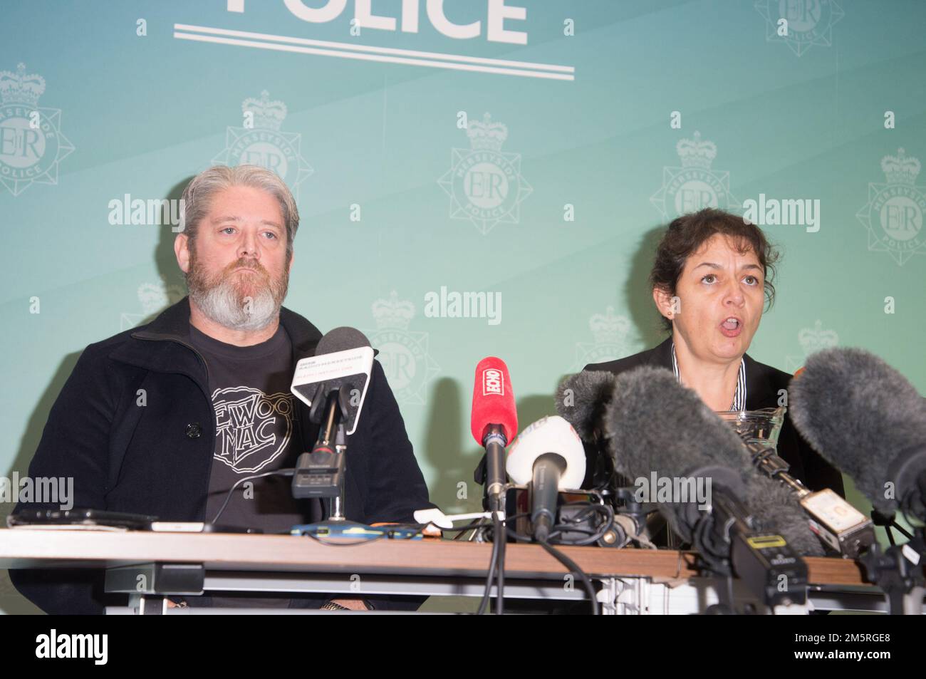 Non Exclusive: Elle's father, Tim Edwards, was present together with ...