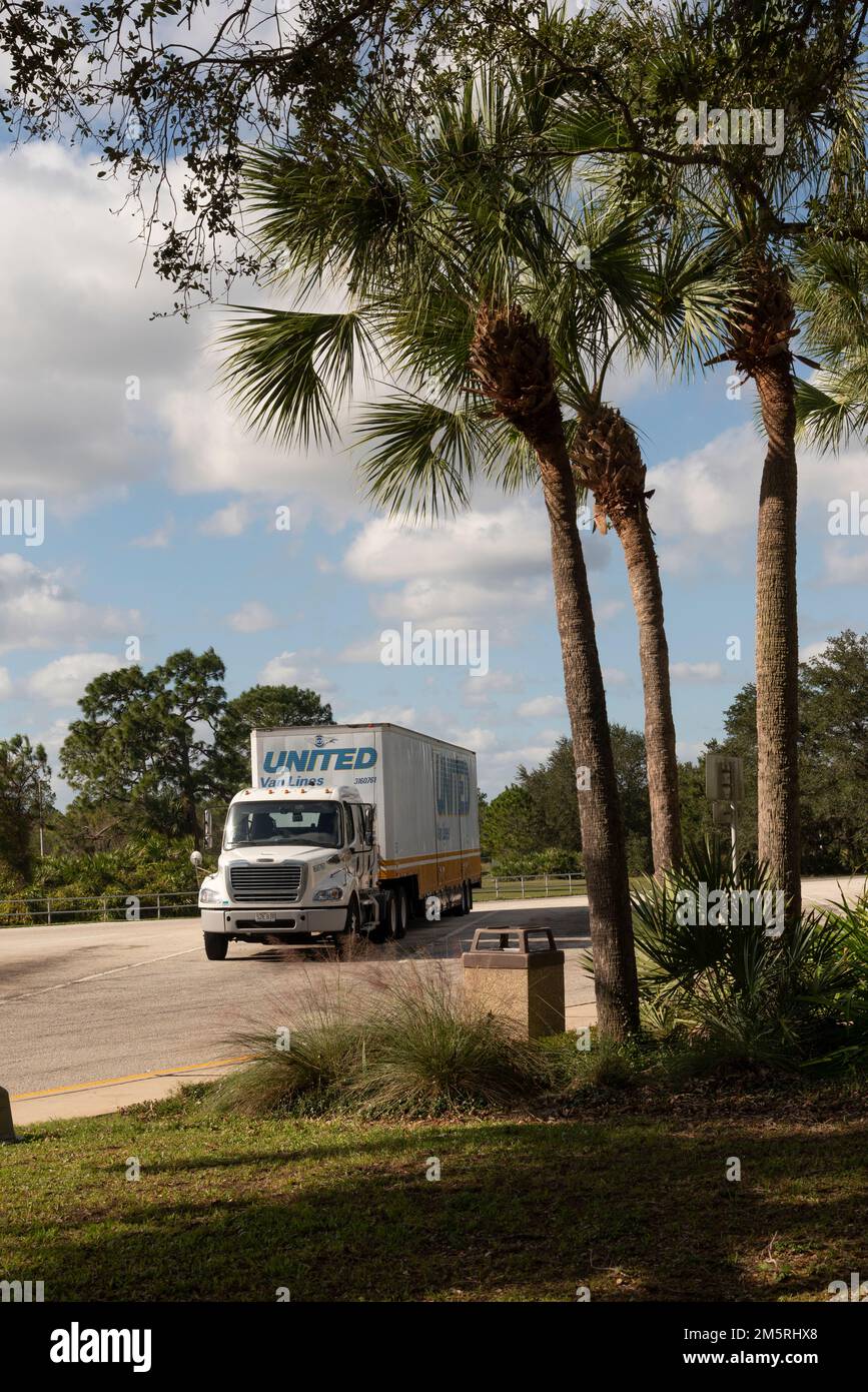 Central Florida, USA. 2022. Truck stop rest area in Florida with truck ...