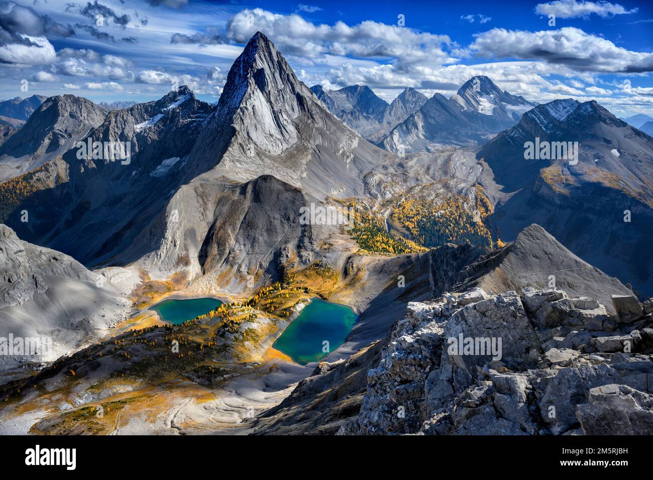Fall of Mount Smutwood Stock Photo - Alamy
