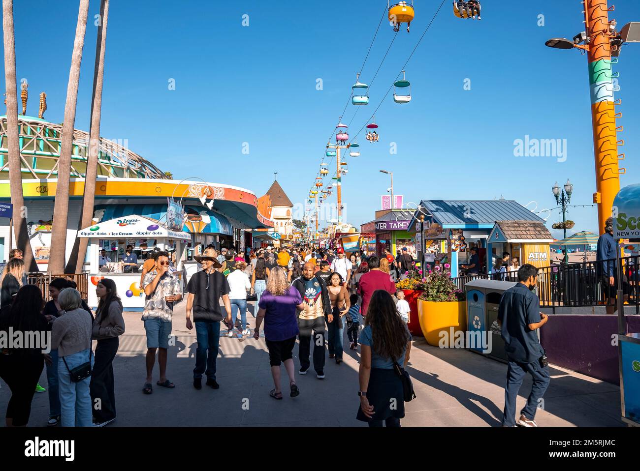 Crowd exploring amusement park at Santa Cruz Beach Boardwalk Stock ...