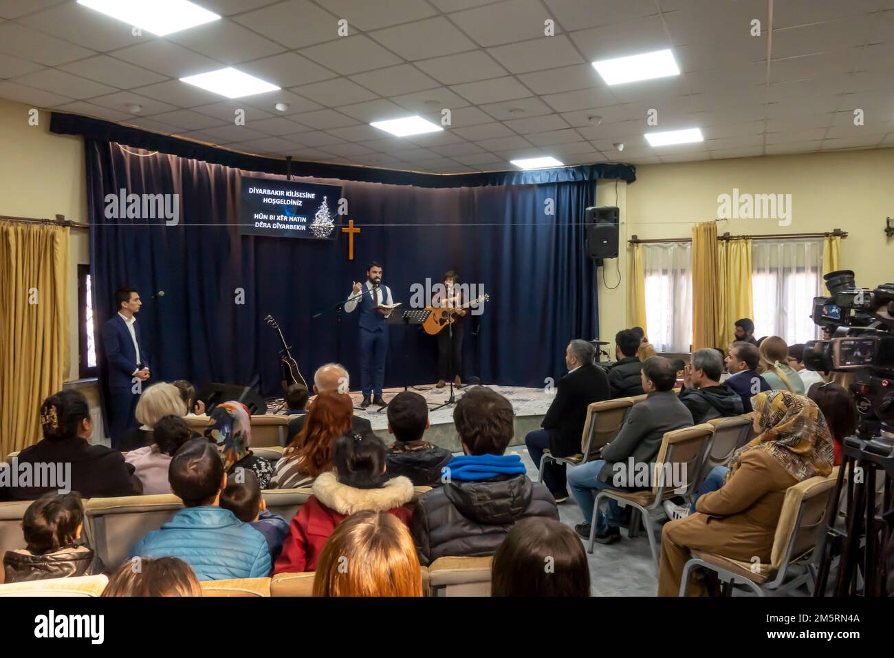 Christian church in turkey congregation hi-res stock photography and ...