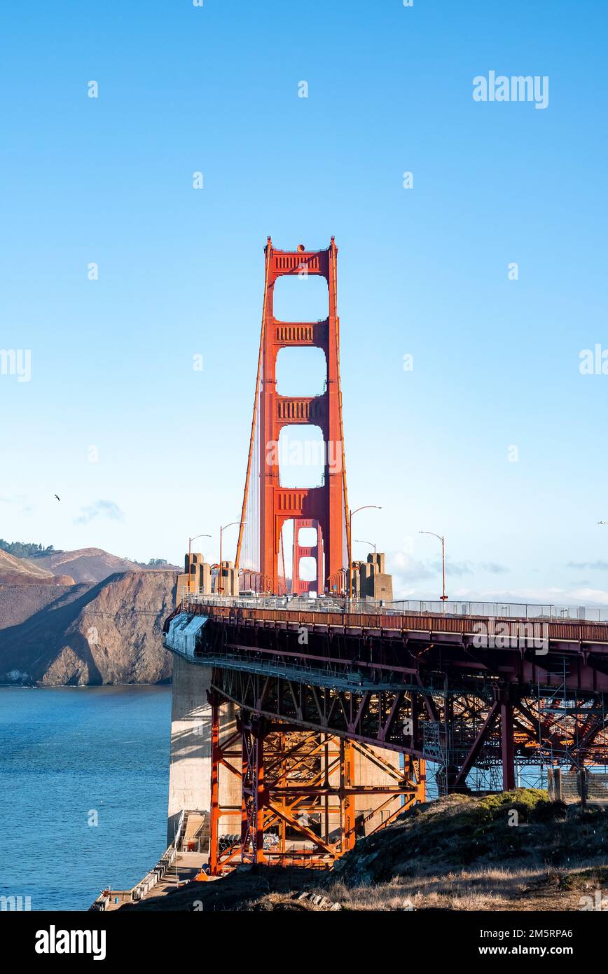 Golden gate bridge clear day hi-res stock photography and images - Alamy
