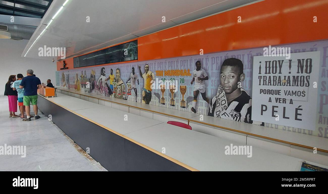 Santos, Sao Paulo, Brasil. 30th Dec, 2022. (INT) Tribute to the late ...