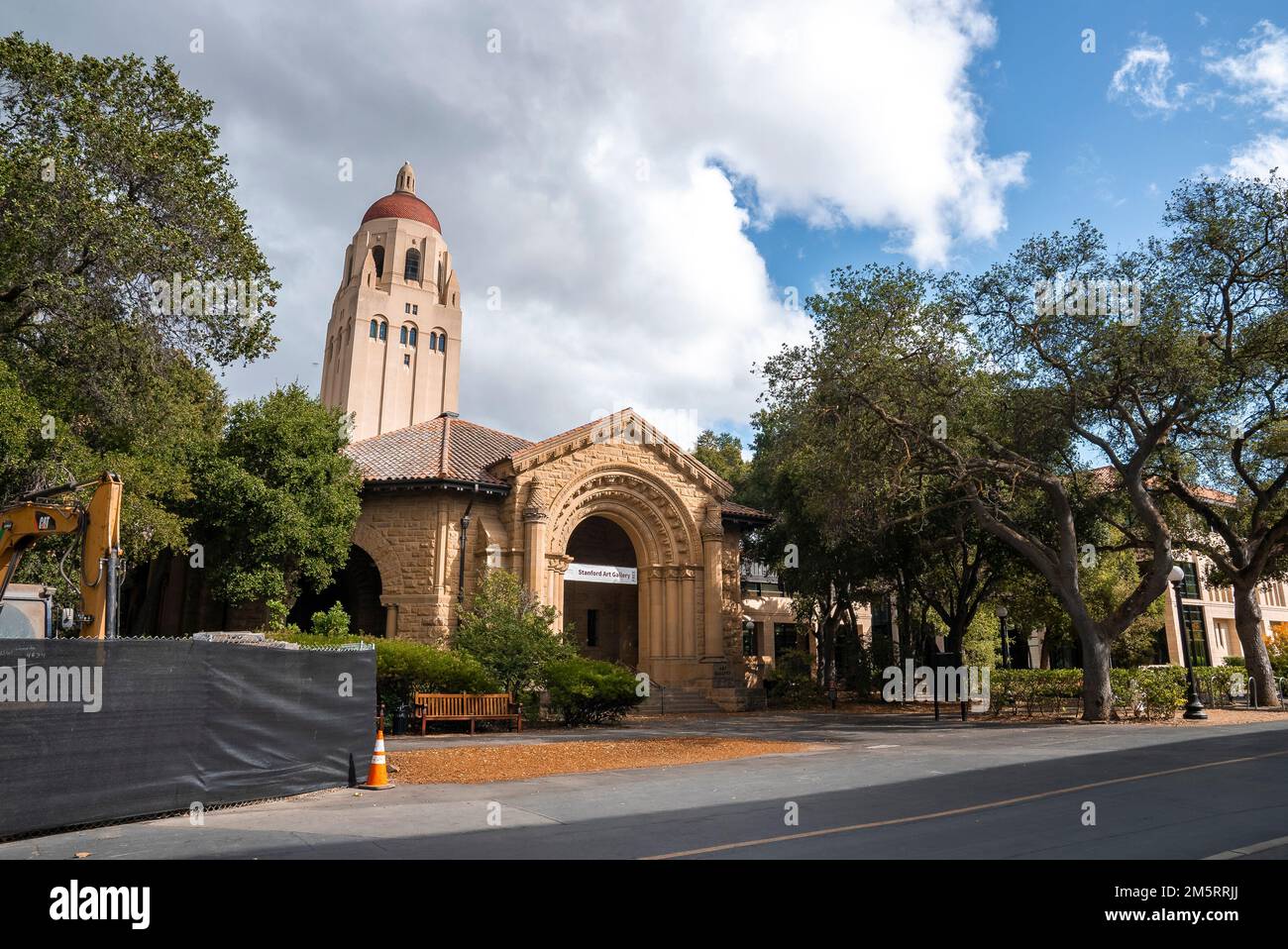 Arched entrance of Hoover Institution Library and Archives surrounded ...