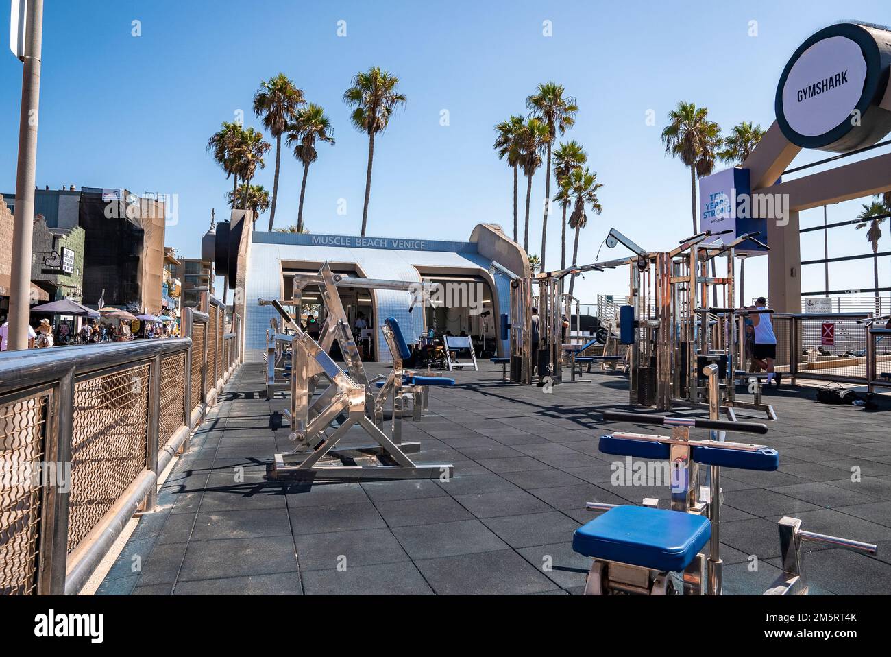 Bodybuilding muscle beach venice beach hi-res stock photography and ...