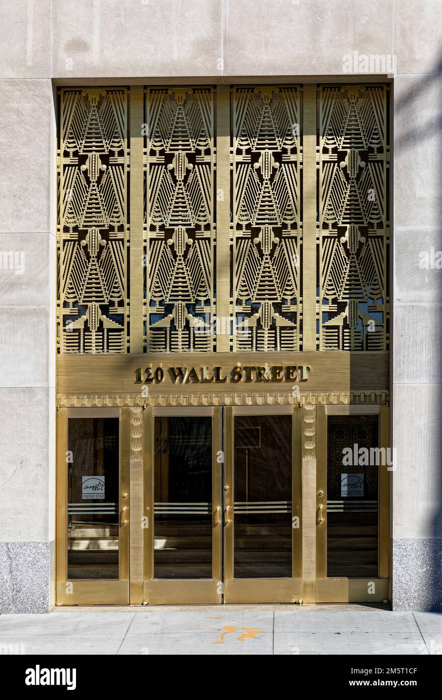 120 wall street hi-res stock photography and images - Alamy