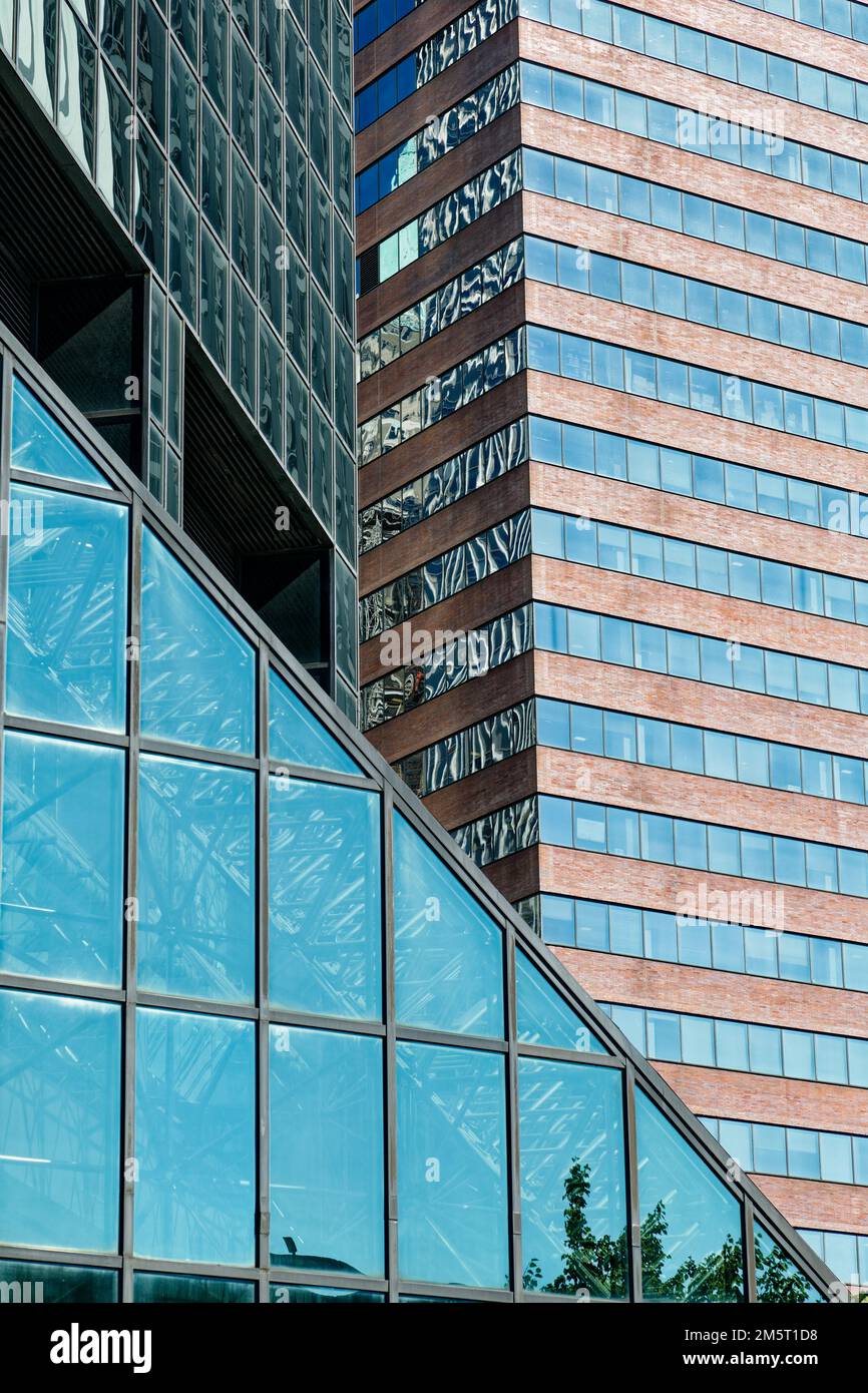 180 Maiden Lane, 175 Water Street: Bold colors, bold angles Stock Photo ...