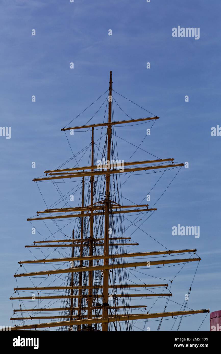 Rigging of the four-masted barque Peking (now residing in a museum in ...