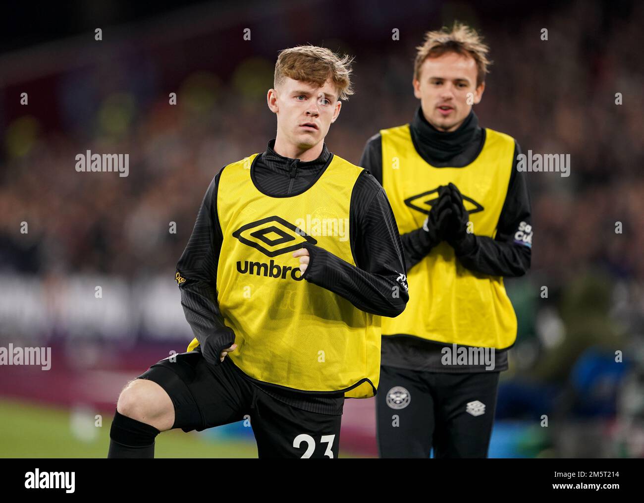 Lewis potter brentford 2022 hi-res stock photography and images - Alamy