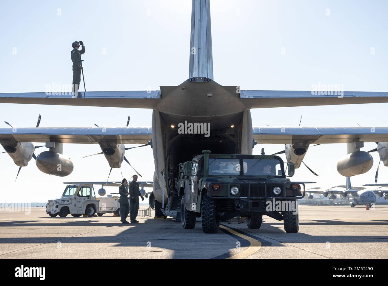U.S. Marines with Marine Aerial Refueler Transport Squadron (VMGR) 252 ...