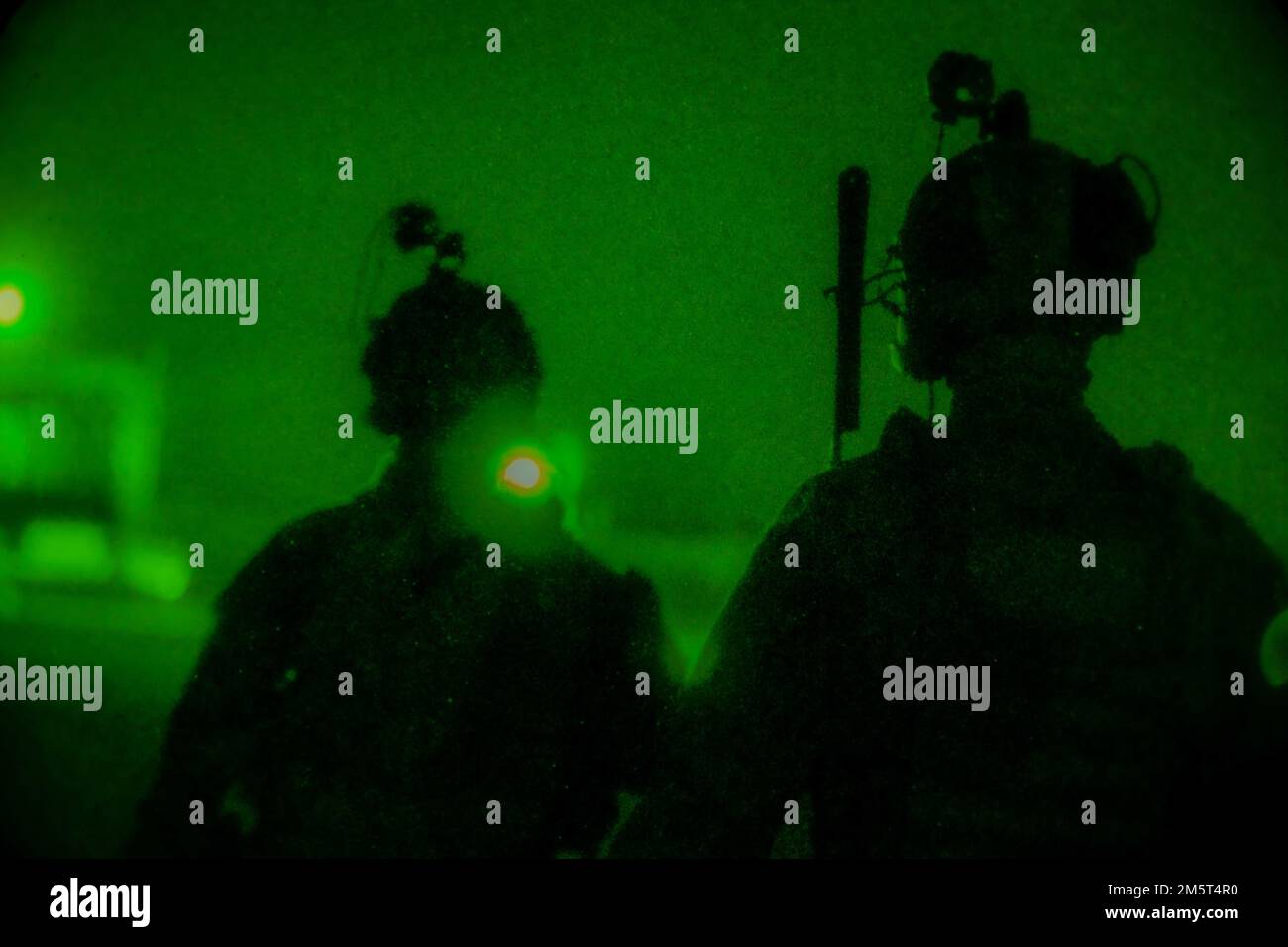 U.S. Army Soldiers, assigned to Alpha Company, 1st Battalion, 125th ...