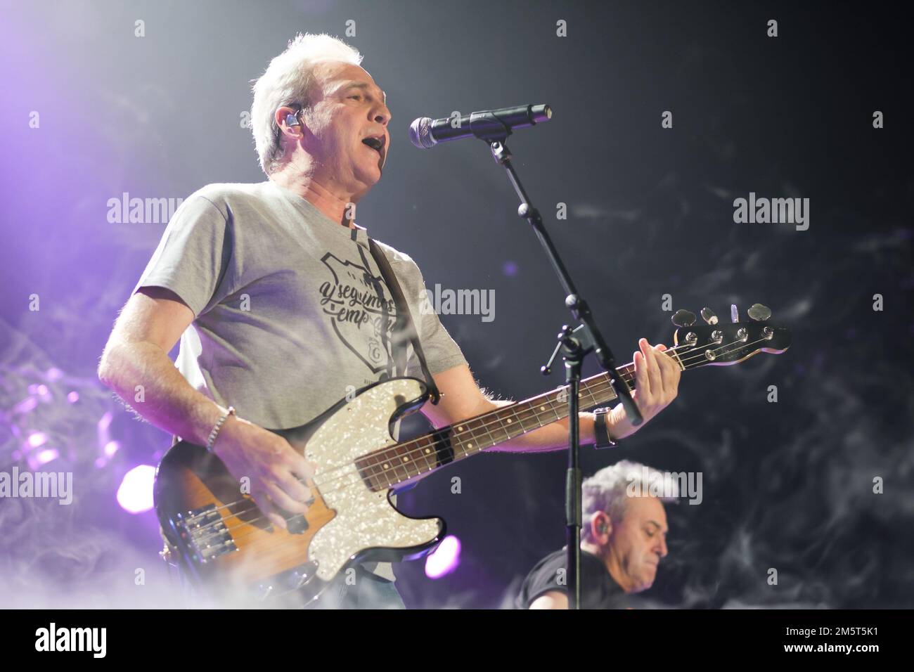 Madrid, Spain. 30th Dec, 2022. Singer David Summers of the band Hombres ...