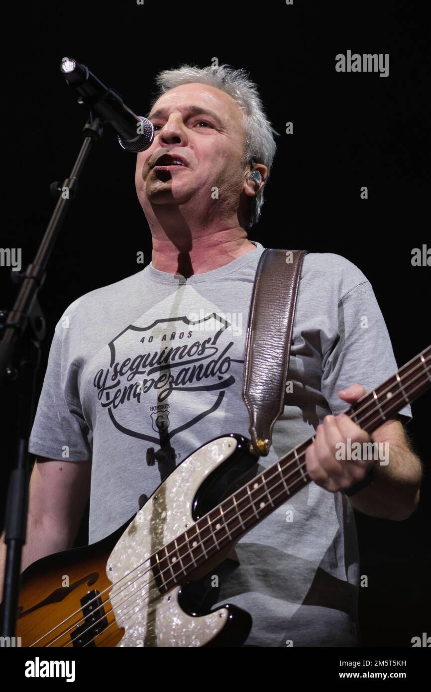 Hombres g concert hi-res stock photography and images - Alamy
