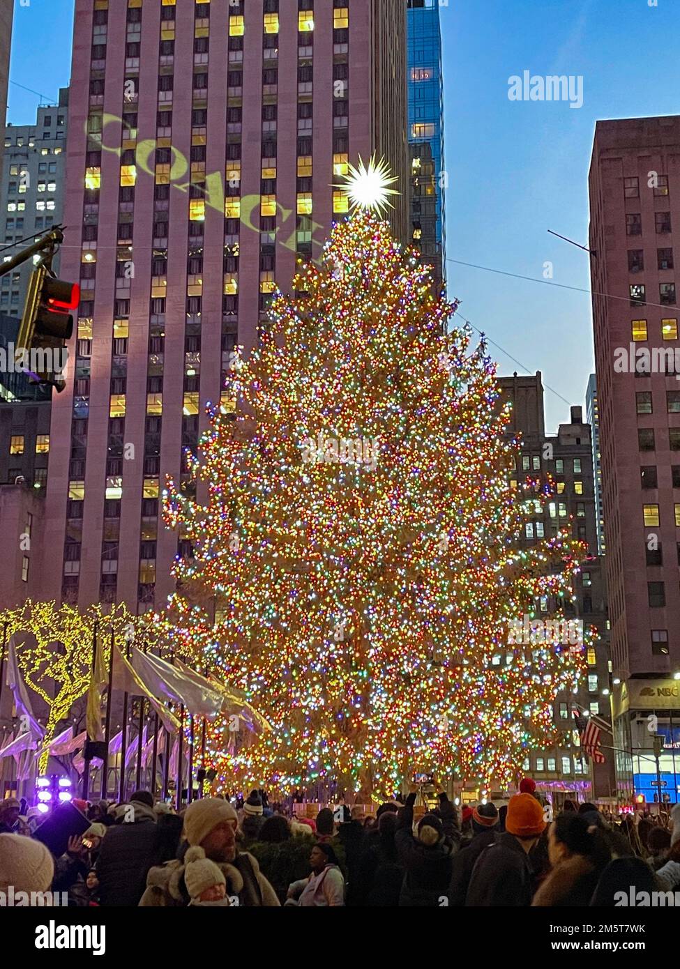 Rockefeller center new york 2022 tree hi-res stock photography and ...