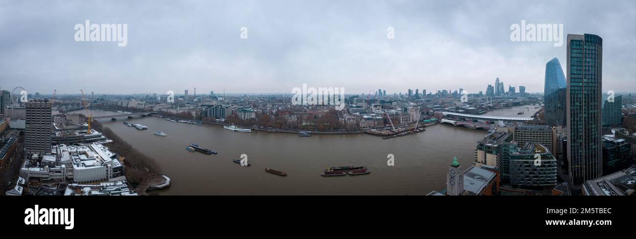 London in the mist on a foggy day - LONDON, UK - DECEMBER 20, 2022 ...