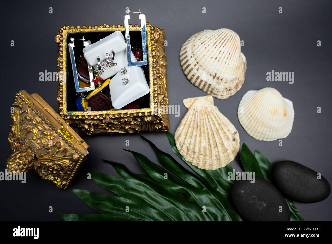 Gold items hi-res stock photography and images - Alamy