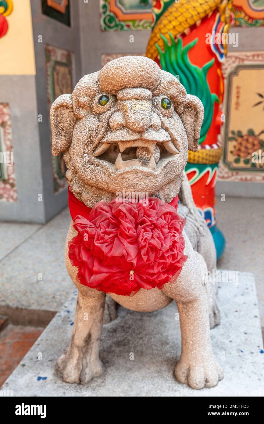 Chinese Lion Statue Red