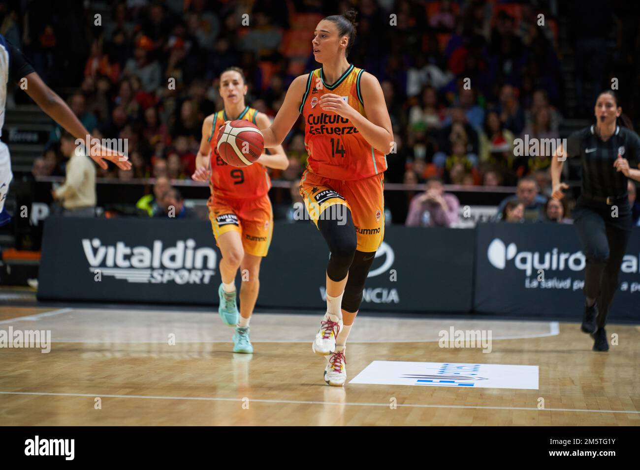 Raquel carrera hi-res stock photography and images - Alamy