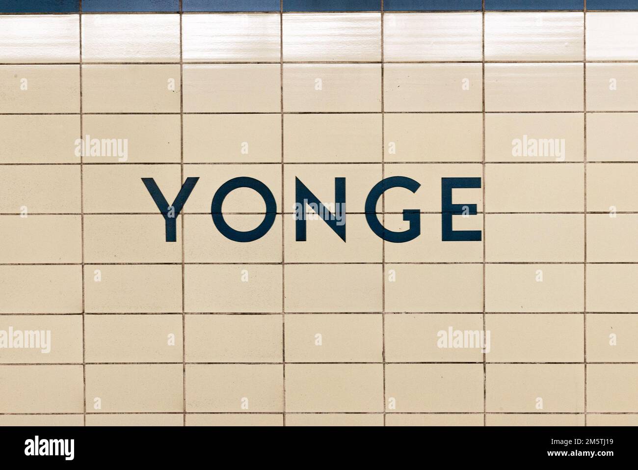 Tunnel signage banner logo hi-res stock photography and images - Alamy