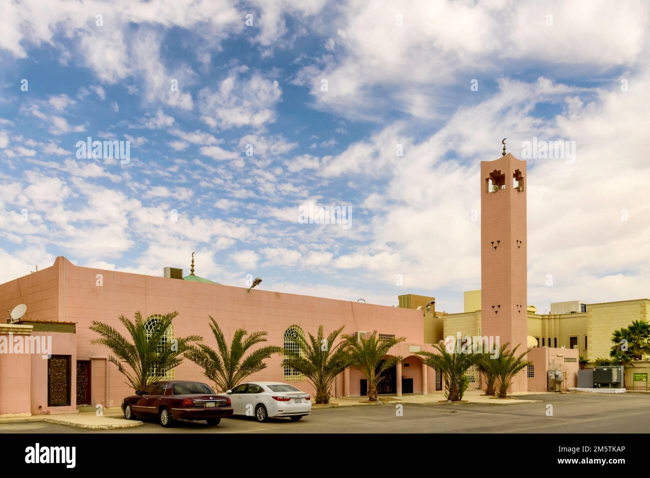 Riyadh mosques hi-res stock photography and images - Alamy