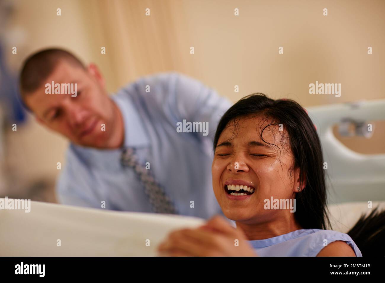 Woman giving birth hi-res stock photography and images - Alamy