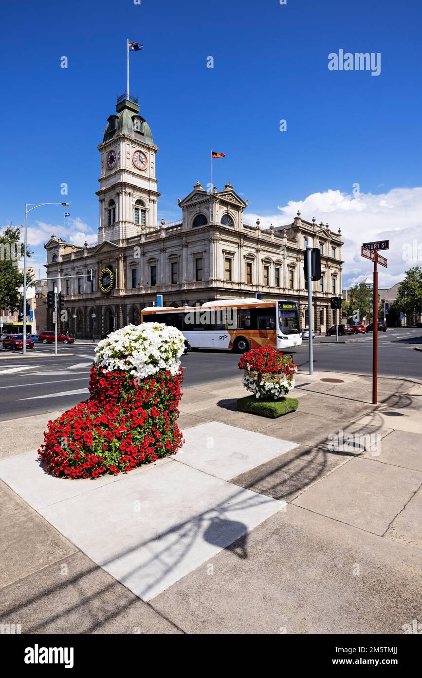 Ballarat bus hi-res stock photography and images - Alamy