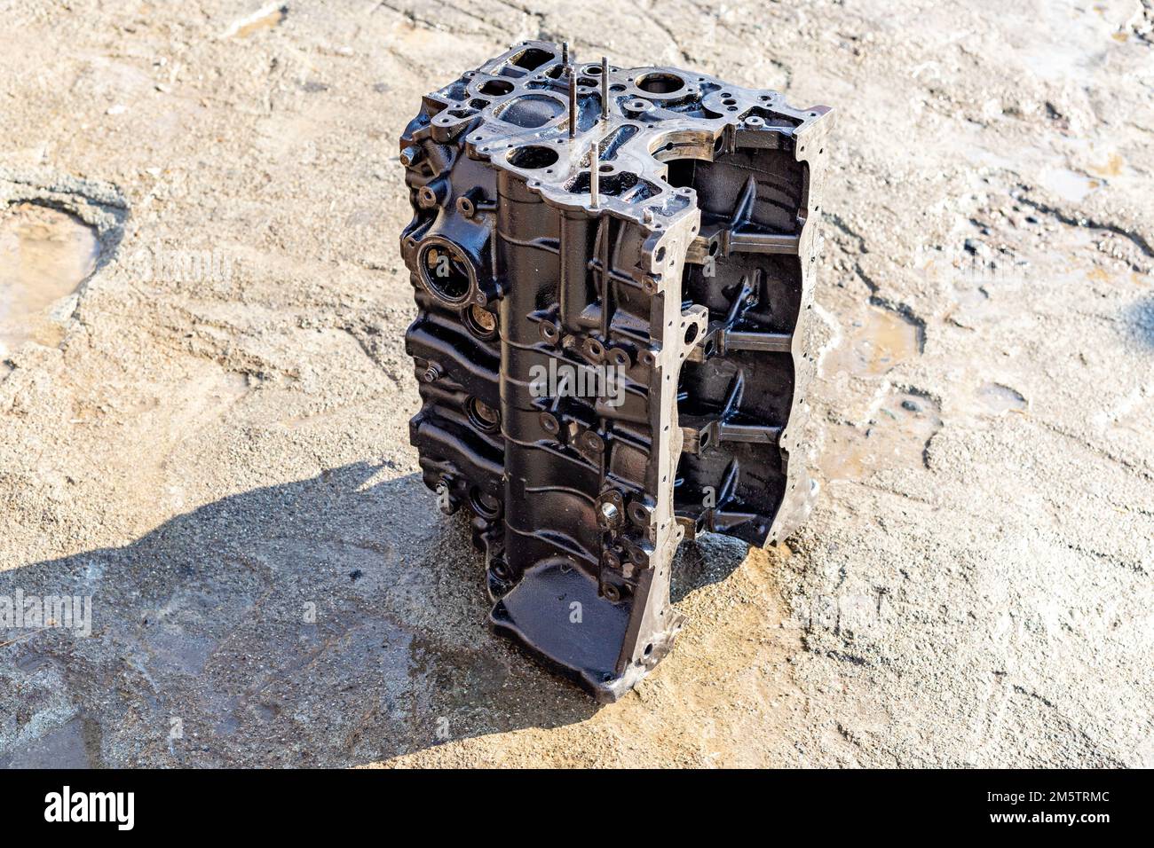 Disassembled engine block closeup view Stock Photo - Alamy