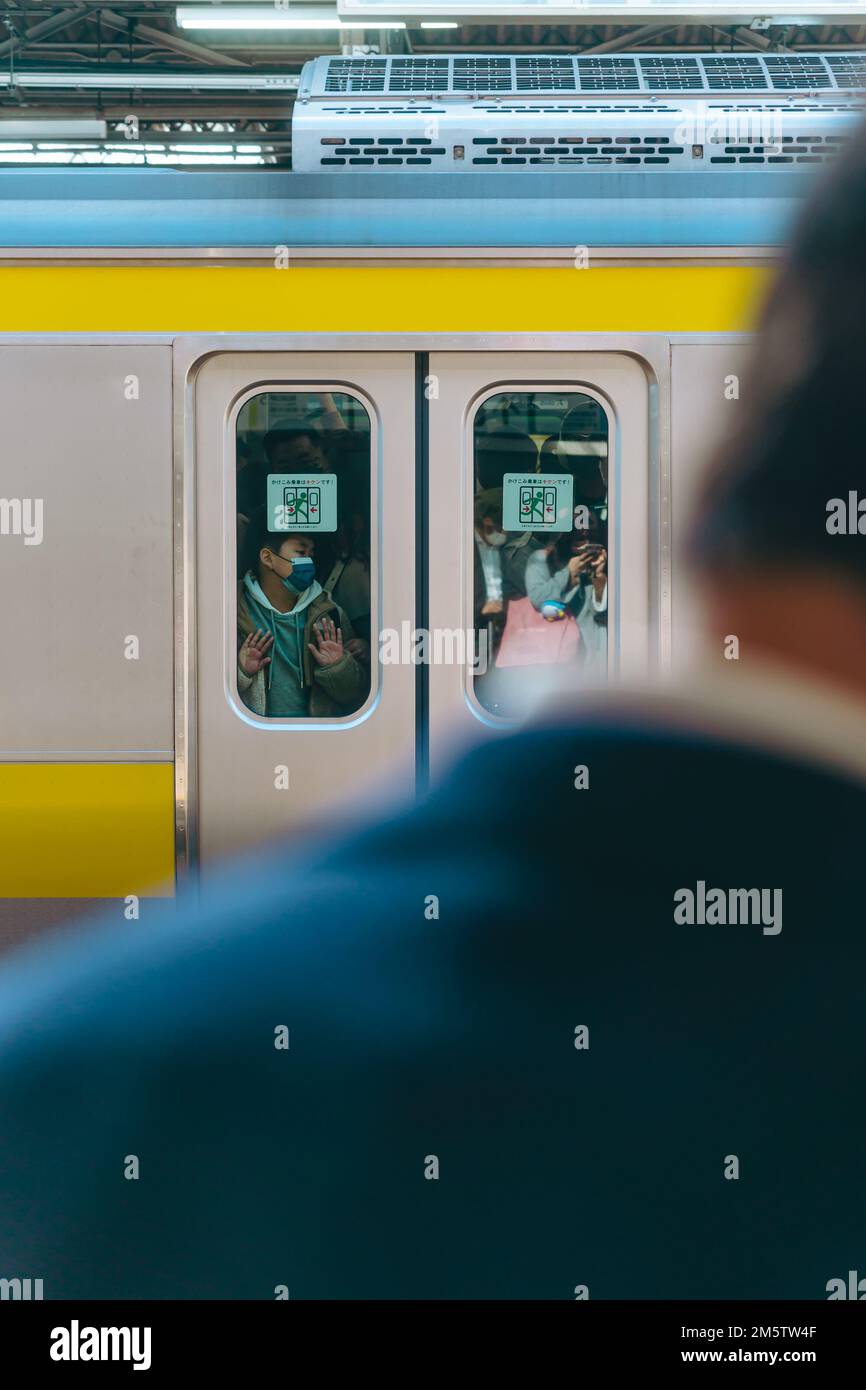 Passengers commuter hi-res stock photography and images - Alamy