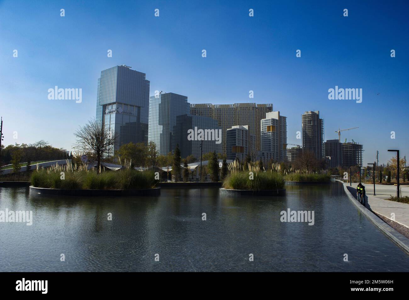 mass of buildings across the water Stock Photo - Alamy