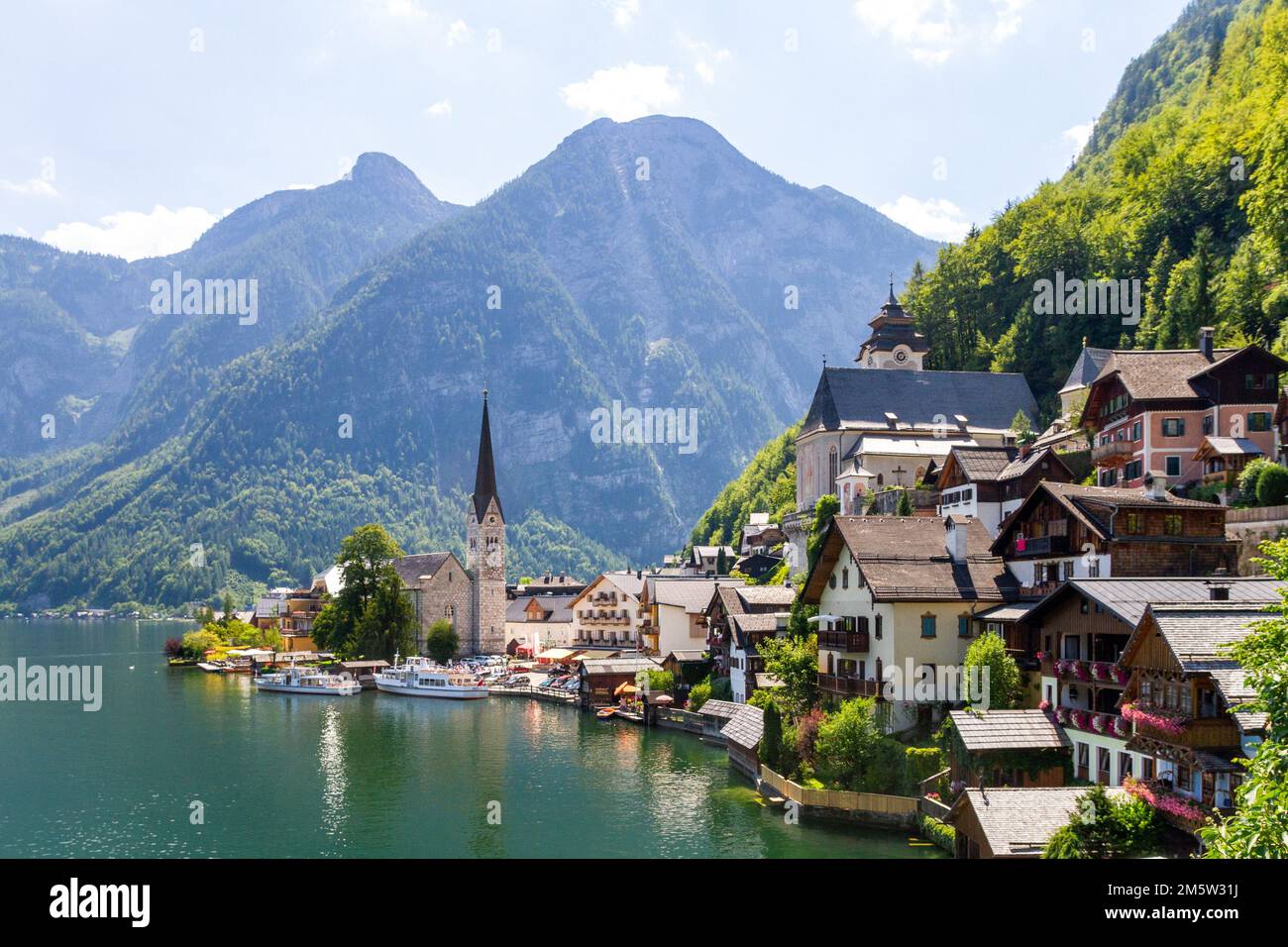 Classic postcard view of charming Hallstatt, Austria Stock Photo - Alamy