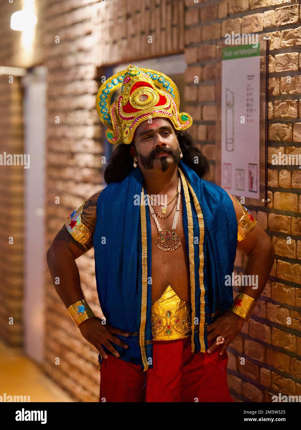 An Indian man portraying Mahabali at Onam Stock Photo - Alamy